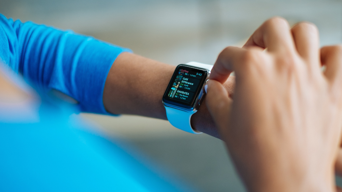 Cómo arreglar un smartwatch si su pantalla queda en negro