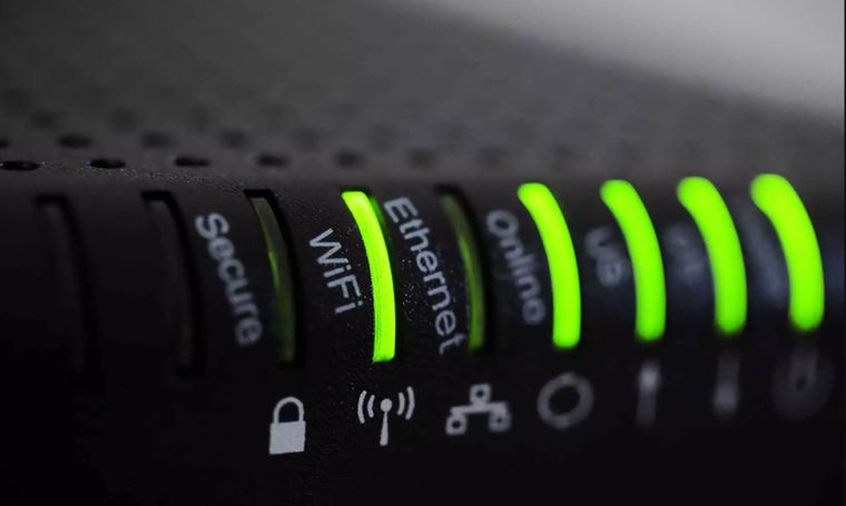 La función oculta de tu router que puede hacer que el WiFi llegue mucho ...